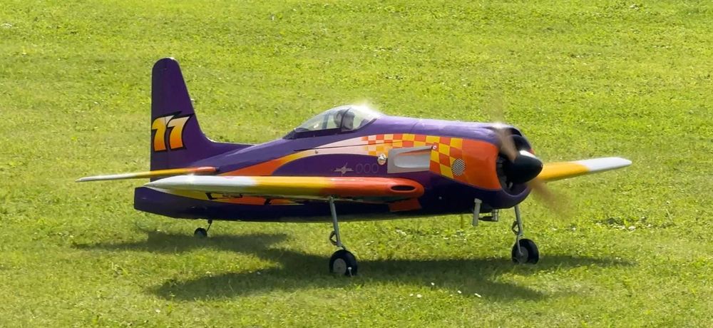 Rare Bear F8F 30cc prêt au vol (D'occasion) à Grandsivaz pour CHF 230 ...