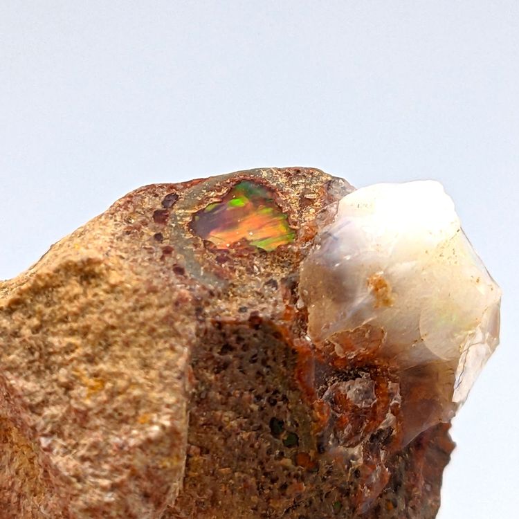 IRISIERENDER OPAL mit WEISSEM OPAL, Mexiko (Neu (gemäss Beschreibung)) in Balerna für CHF 29 ...