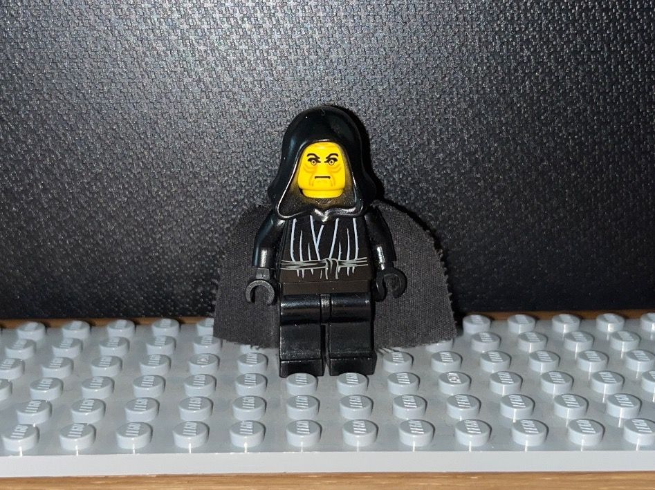Lego Star Wars Minifigur - Darth Sidious (Old School) | Kaufen auf Ricardo