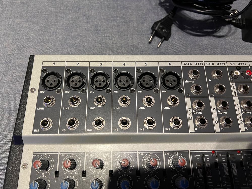 Phonic MM1805X Mischpult AB 1.- (Defekt) in Wittnau für CHF 38 – mit ...