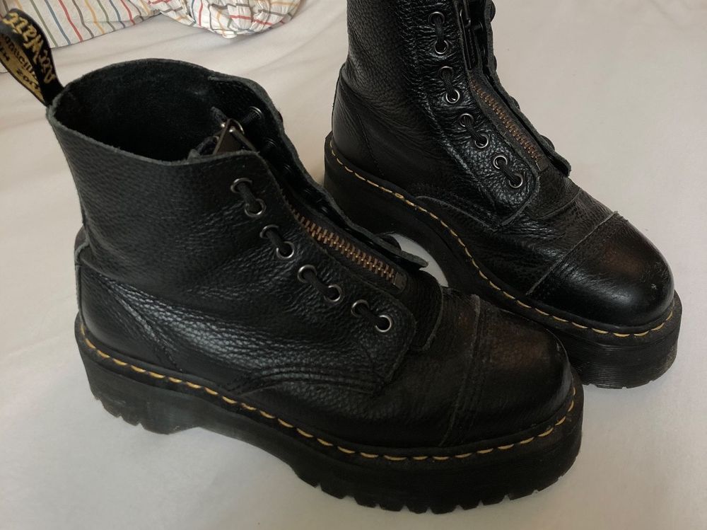 Dr. Martens Sinclair EU 42 (Gebraucht) in Bern für CHF 80 – mit Lieferung auf Ricardo kaufen