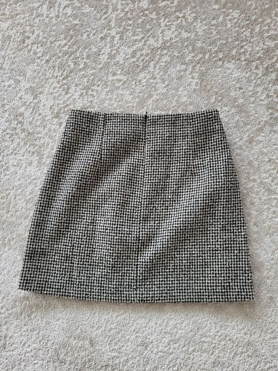 MANGO Rock Grösse S (D'occasion) à Forch pour CHF 10 – avec livraison ...