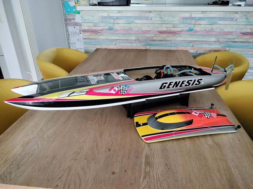 RC Boot TFL Genesis 940mm | Kaufen auf Ricardo