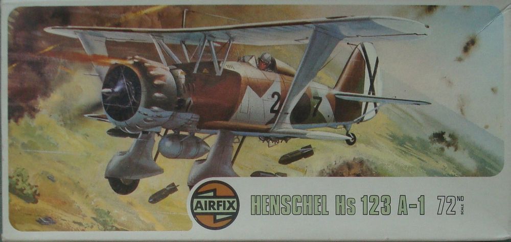 Seltener Original-Airfix-Kit 2051 (1/72) Henschel Hs-123 (Gebraucht) in ...