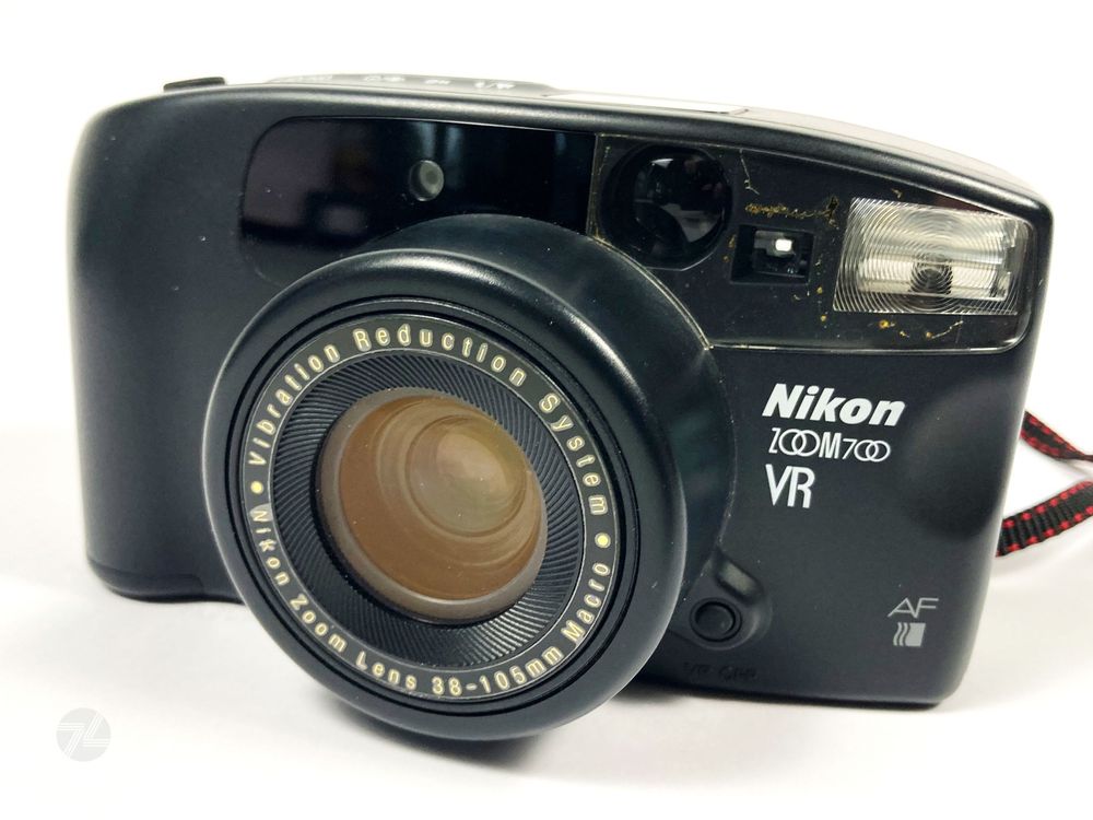 Nikon Zoom 700 VR 35mm Kompaktkamera Sucherkamera Kamera (Gebraucht) in ...