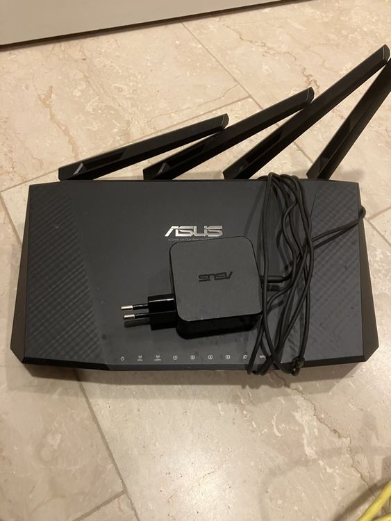 ASUS AC2400 4x4 Dual Band Gigabit Router (Gebraucht) in Herzogenbuchsee ...