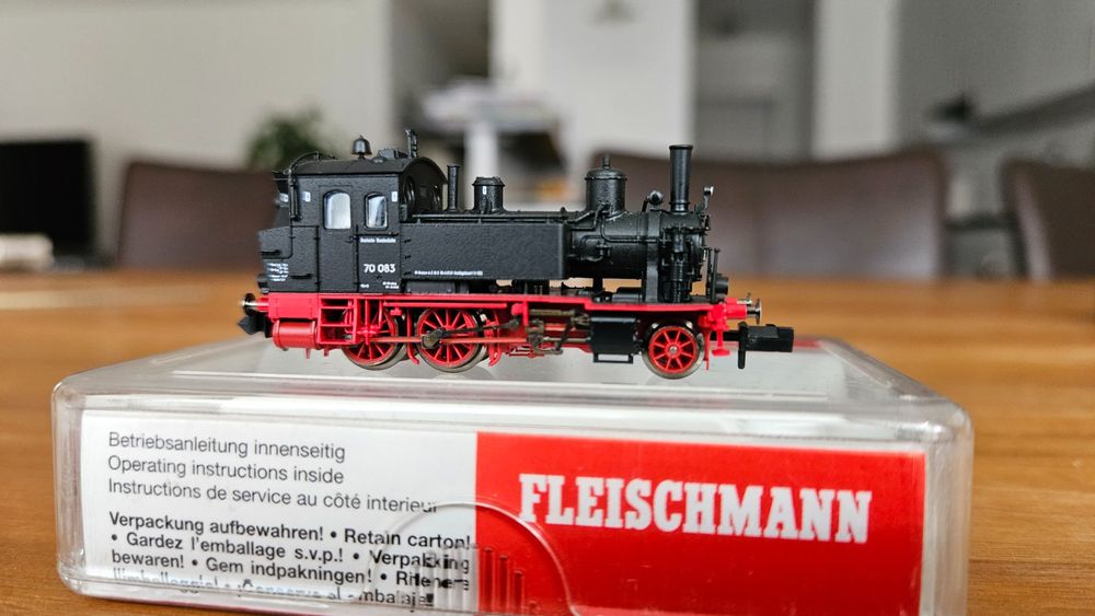 Dampflok BR 70 083 der DB, Ep. III von Fleischmann (Neu (gemäss Beschreibung)) in Rotkreuz für ...