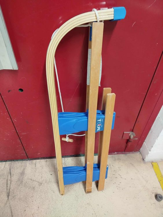 Luge en bois pliable (D'occasion) à La Chaux-de-Fonds pour CHF 40 ...