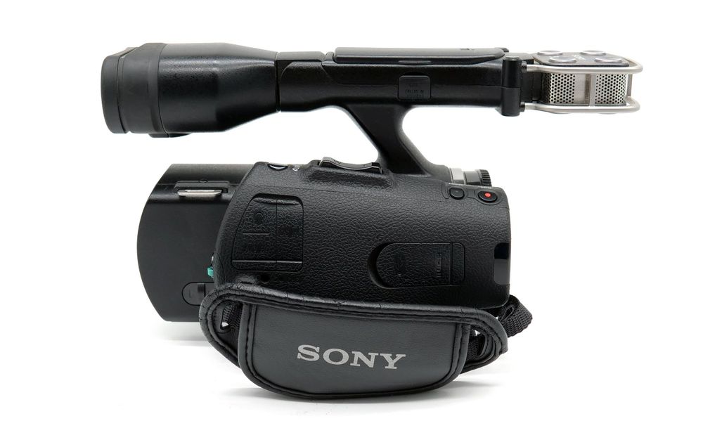 Sony NEX-VG30E FULL HD Camcorder, 16.1 MP, HD CMOS Dolby 5.1 (Gebraucht ...