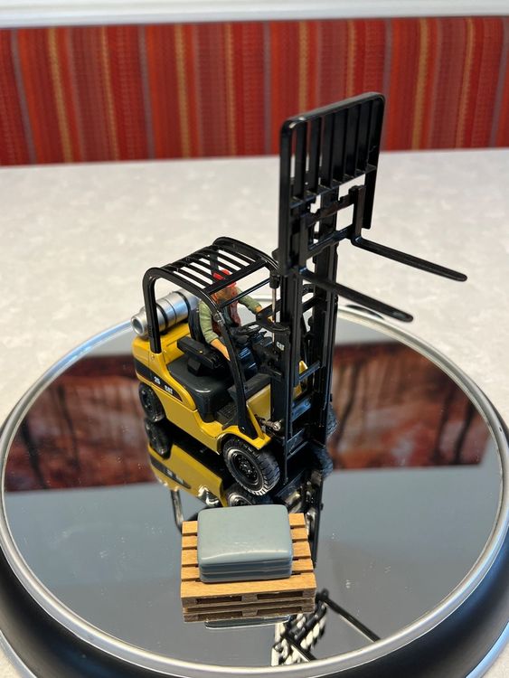 1 :25 / NORSCOT / LIFTTRUCK / CATERPILLAR / CAT GP 25 N | Kaufen auf ...