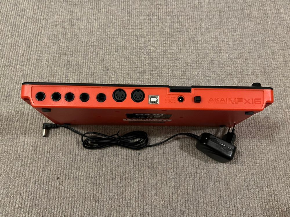 Akai Sample-Player MPX16 ab 1 Franken (Gebraucht) in Altendorf für CHF ...