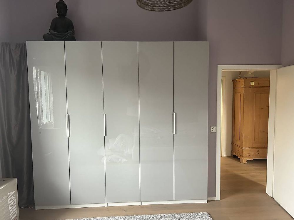 Erstaunlich Ikea Kleiderschrank Hochglanz Grau Fotos