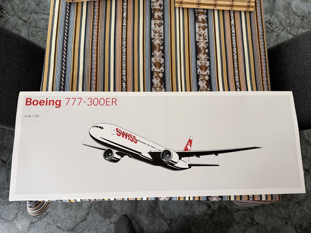 1:100 Swiss International Airlines Boeing 777-300ER model (Neu (gemäss ...