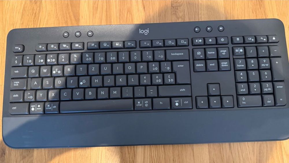 Logitech Tastatur Signature K650 Graphite (Gebraucht) in Steinmaur für ...
