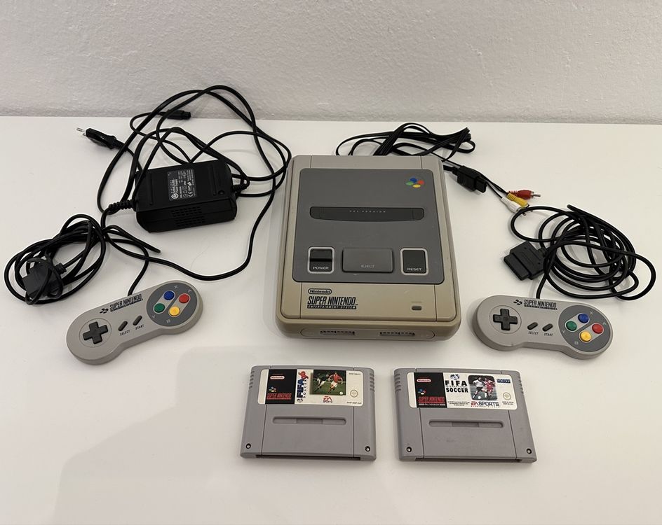 Super Nintendo SNES Set Fussball (Gebraucht) in Gerlafingen für CHF 185 – nur Abholung auf ...