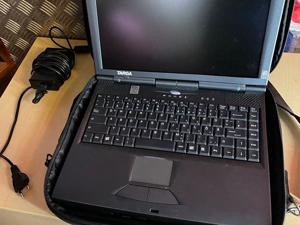Laptop Vintage Targa RoadWarrior 700 (Gebraucht) in Gersau für CHF 80 ...