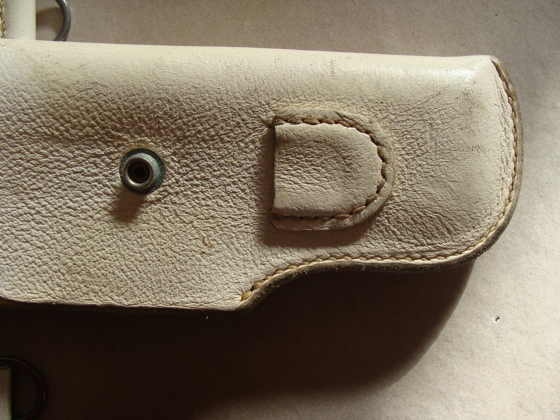 Holster militaire, gendarmerie d'armée (D'occasion) à Cuarny pour CHF ...