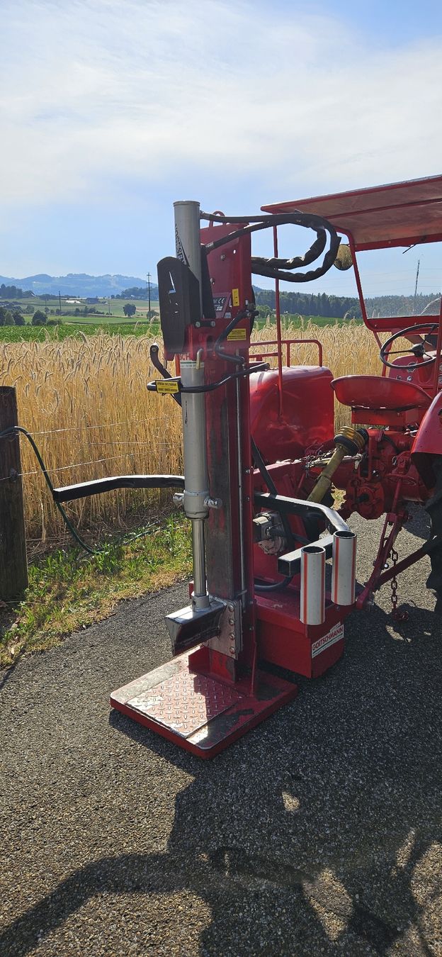 Holzspalter Vogesenblitz (Gebraucht) in Vielbringen Worb für CHF 2500 – nur Abholung auf Ricardo ...