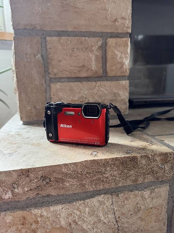 Nikon Coolpix W300 Unterwasserkamera (Gebraucht) in Pfäffikon ZH für ...