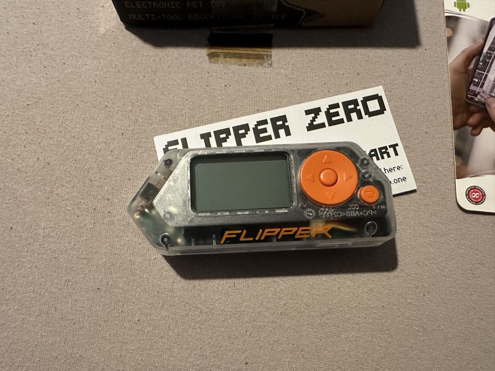 Flipper Zero Transparent Set (Neu (gemäss Beschreibung)) in Laufen für ...