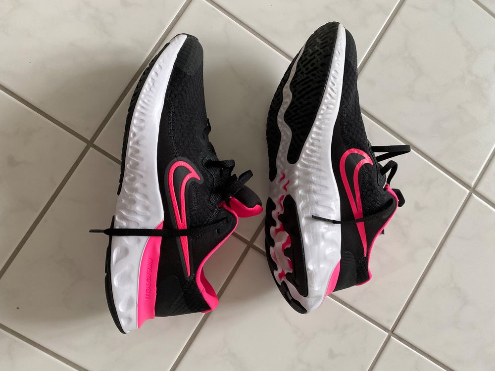 Schuhe Nike wie neu Turnschuhe | Kaufen auf Ricardo