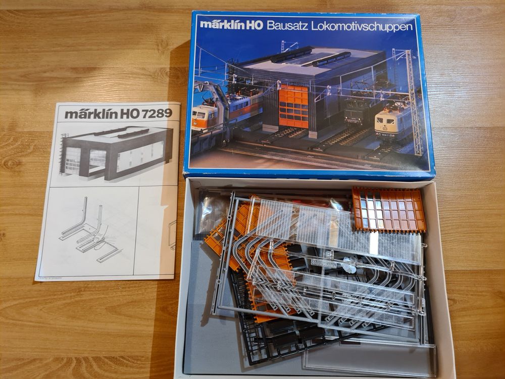 Märklin 7289 Bausatz Lokomotivschuppen (Neu und originalverpackt) in ...