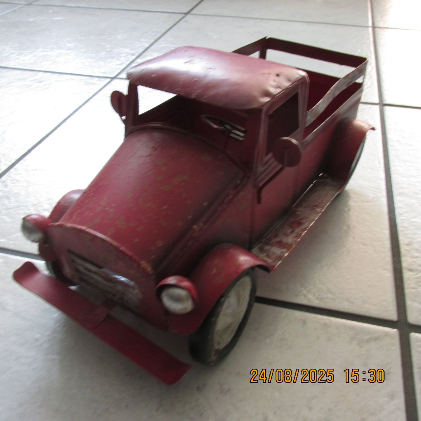 Rotes Vintage Blech Auto, Deko, zum aufstellen (Gebraucht) in Galgenen ...