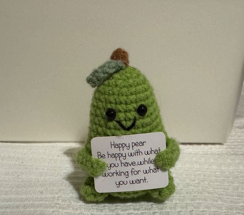 Handmade crochet dolls positive pear handcrafted (Neu und ...