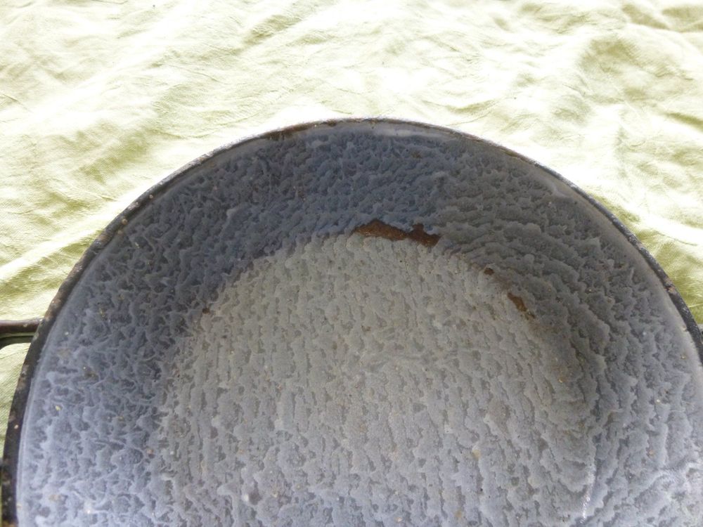 Antikes Emaille Pfännchen, Pfanne aus Guss- Eisen | Kaufen auf Ricardo