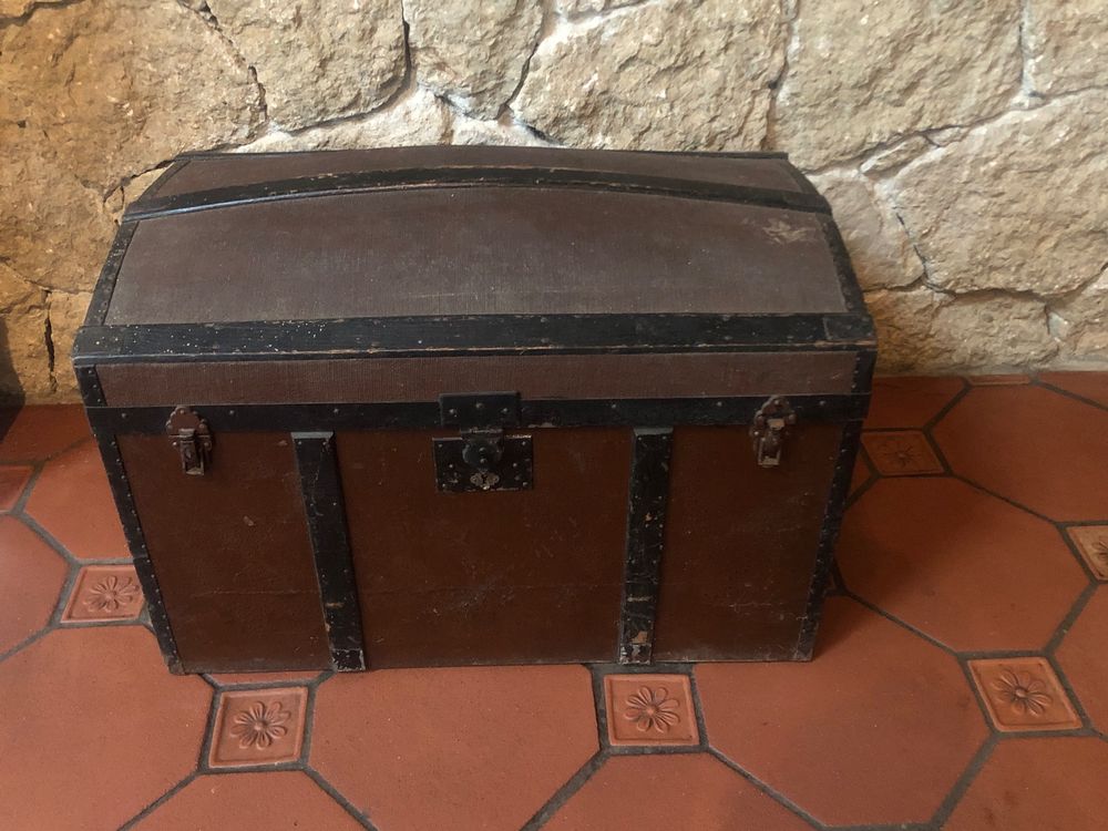 Coffre ancien, malle vintage / antiker Holztruhe schatztruhe (Gebraucht) in Arconciel für CHF 35 ...