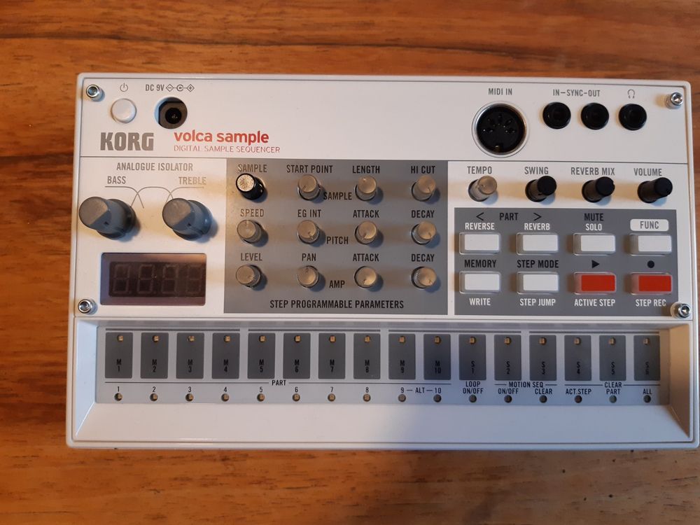Korg Volca Sample Sequencer (Gebraucht) in Trimbach für CHF 80 – mit ...