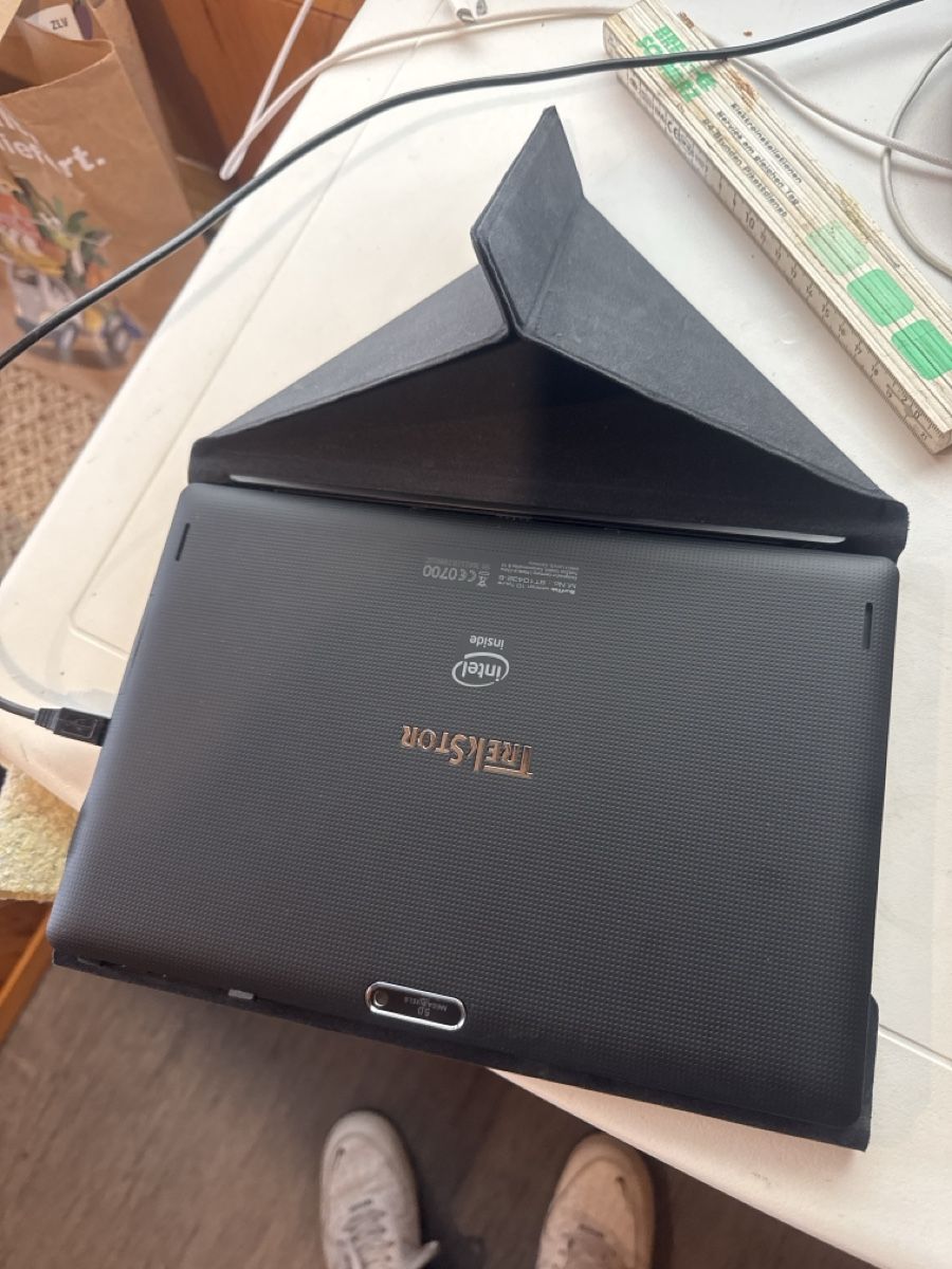 Trekstor SurfTab twin 11.6 Tablet mit Tastatur, ! (Gebraucht) in ...
