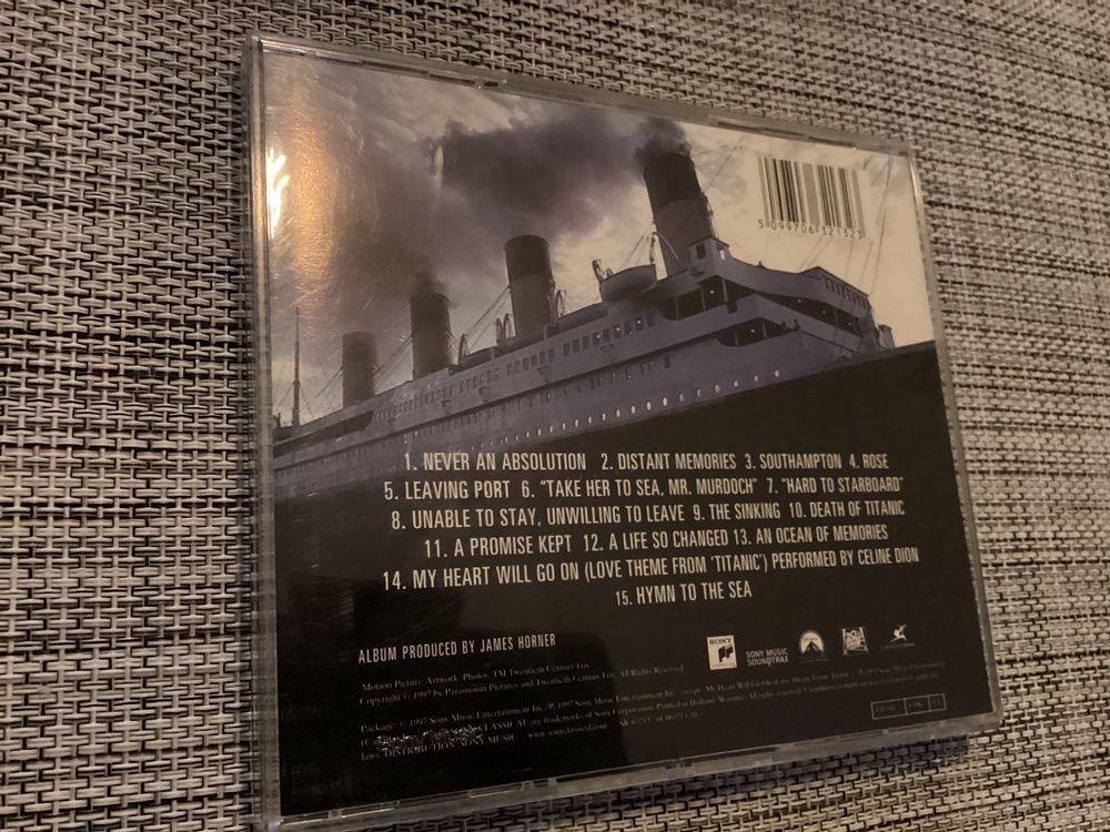 Titanic (Music From The Motion Picture) (Gebraucht) in Wil AG für CHF 0.5 – mit Lieferung auf ...