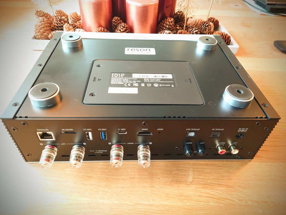 RS 201 E Musikstreamer / Server/ DAC / Verstärker (Neu (gemäss ...