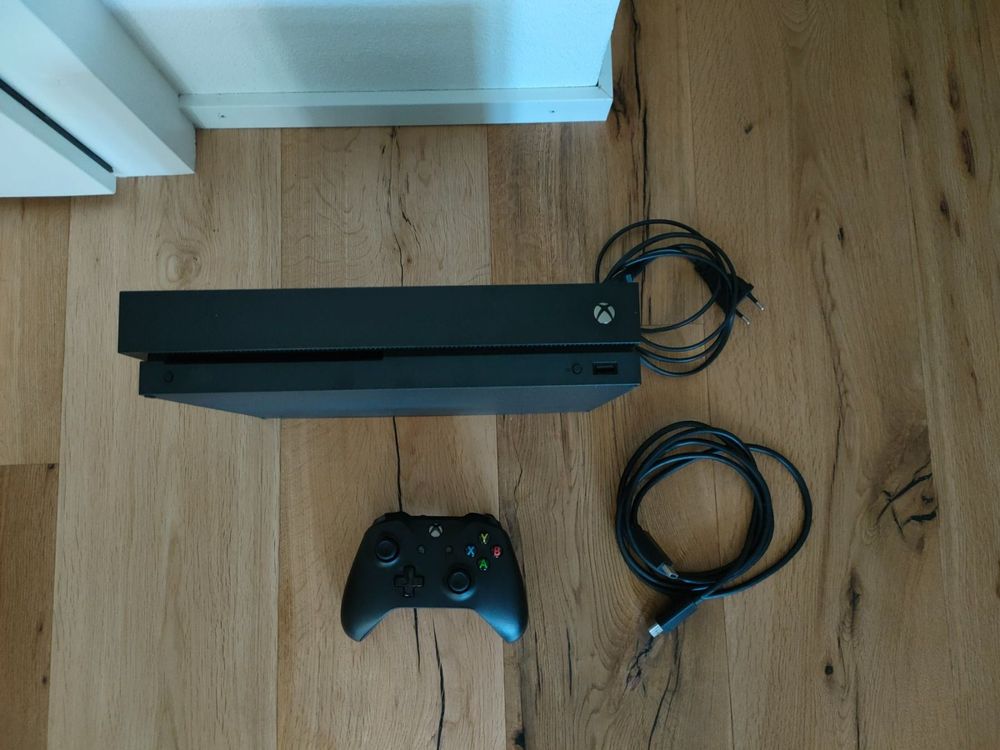 Xbox One X 500GB TOP | Kaufen auf Ricardo