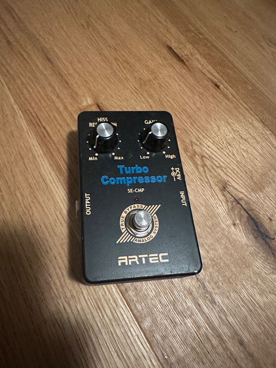 Artec Turbo Compressor Bodeneffektpedal | Kaufen auf Ricardo