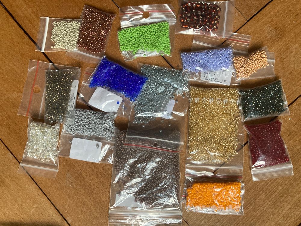 Glasperlen zum Basteln (Neu (gemäss Beschreibung)) in Luzern für CHF 15 – mit Lieferung auf ...