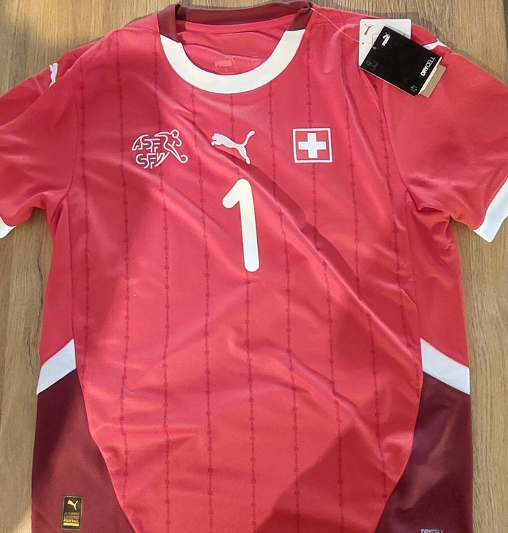Schweizer Nati Trikot EM 2024 ORIGINAL | Kaufen auf Ricardo Schweizer Nati Trikot EM 2024 ORIGINAL | Kaufen auf Ricardo
