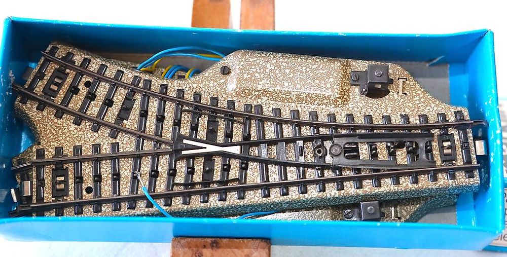 MÄRKLIN N° 5119 ELEKTROWEICHEN PAAR IN HO (Gebraucht) in Ipsach für CHF ...