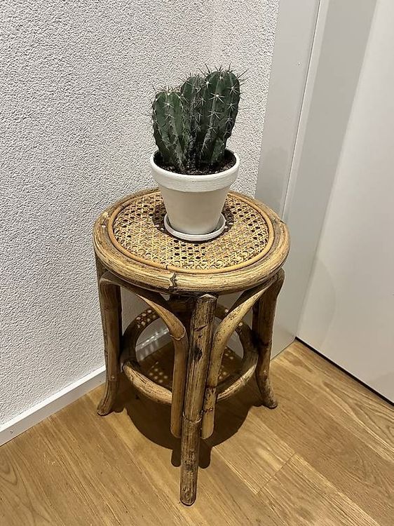 Schöne Hocker mit Wiener Geflecht (Gebraucht) in Müllheim Dorf für CHF ...