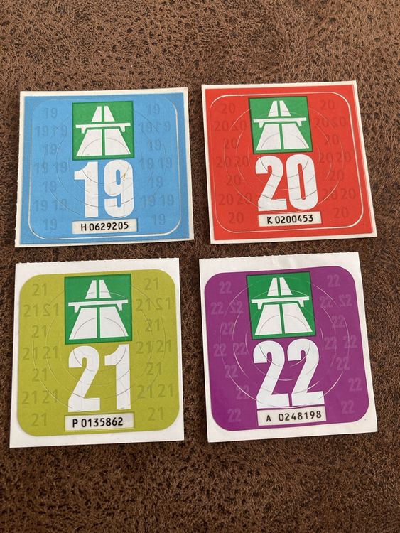 Autobahn Vignette 19 20 21 22 (Gebraucht) in Boll für CHF 45 – mit ...