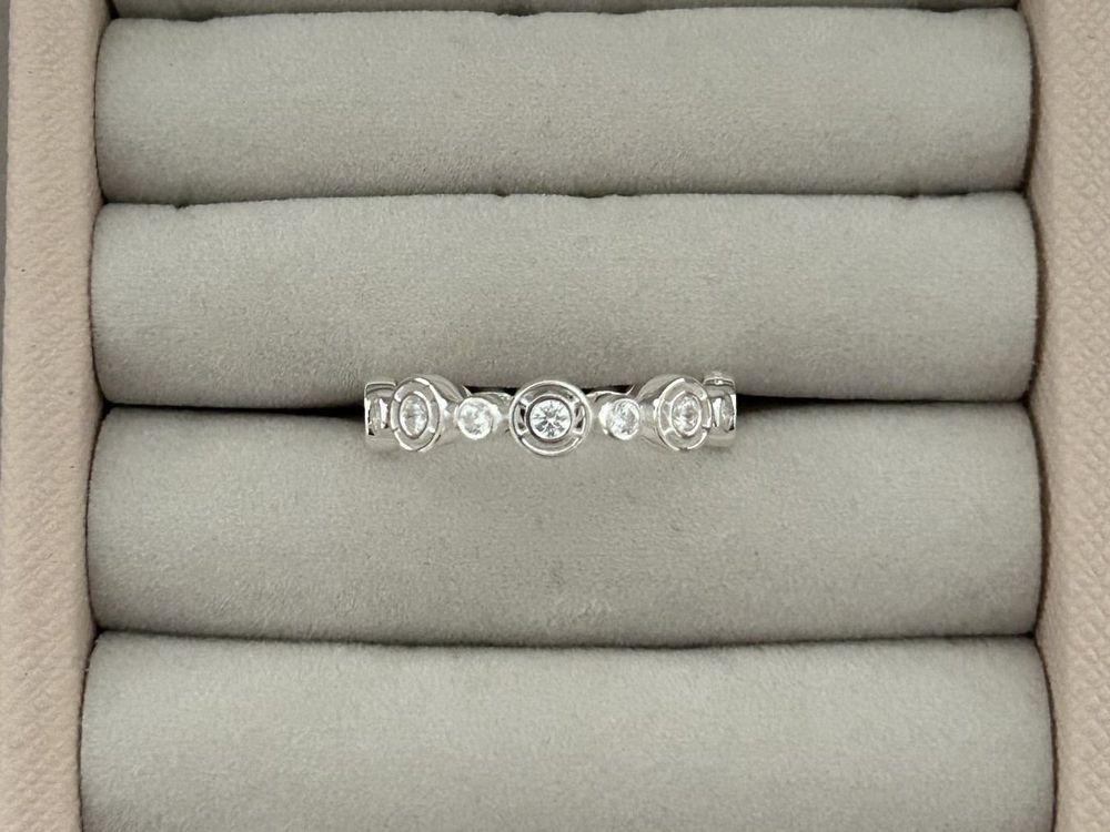 Thomas Sabo Ring Kreise mit weissen Steinen Silber (Neu (gemäss ...