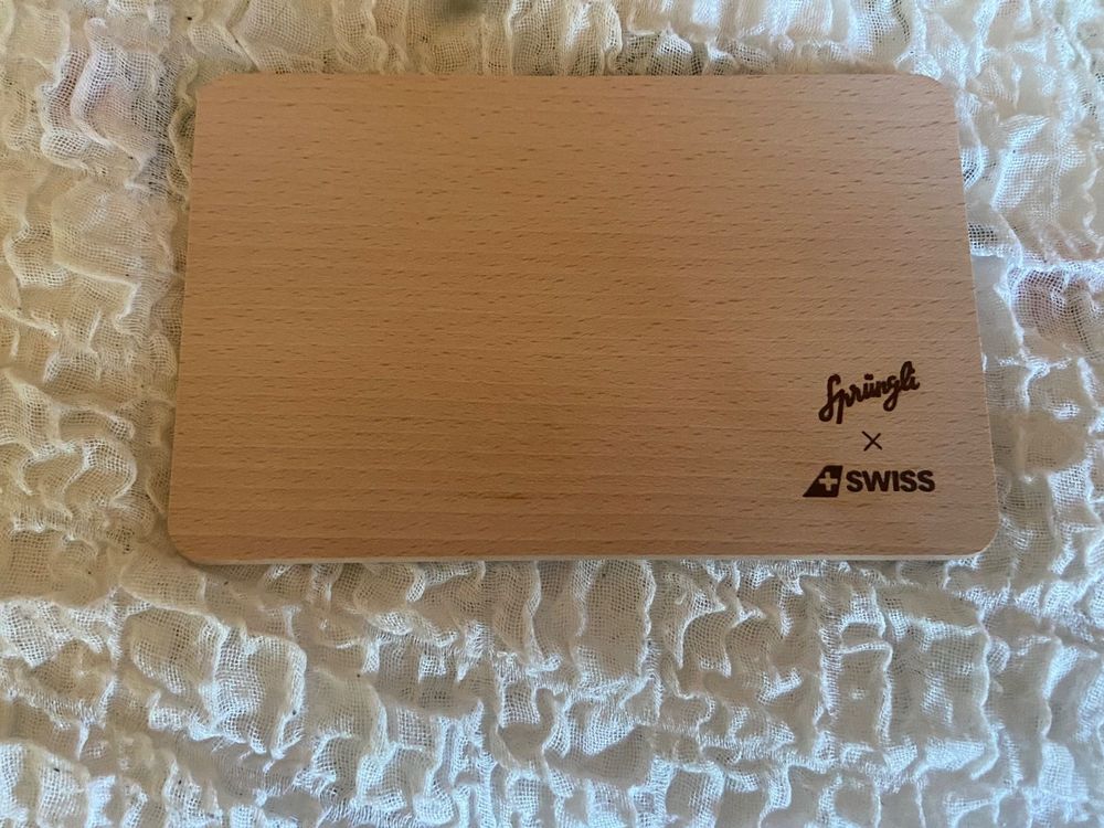 Holzbrett Sprüngli x Swiss (Neu (gemäss Beschreibung)) in Thalwil für ...