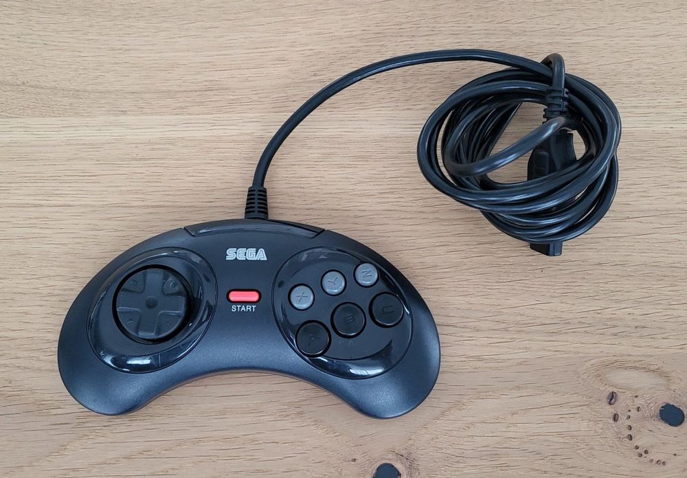 Sega Mega Drive 6-Button Controller (Gebraucht) in Oftringen für CHF 29 ...