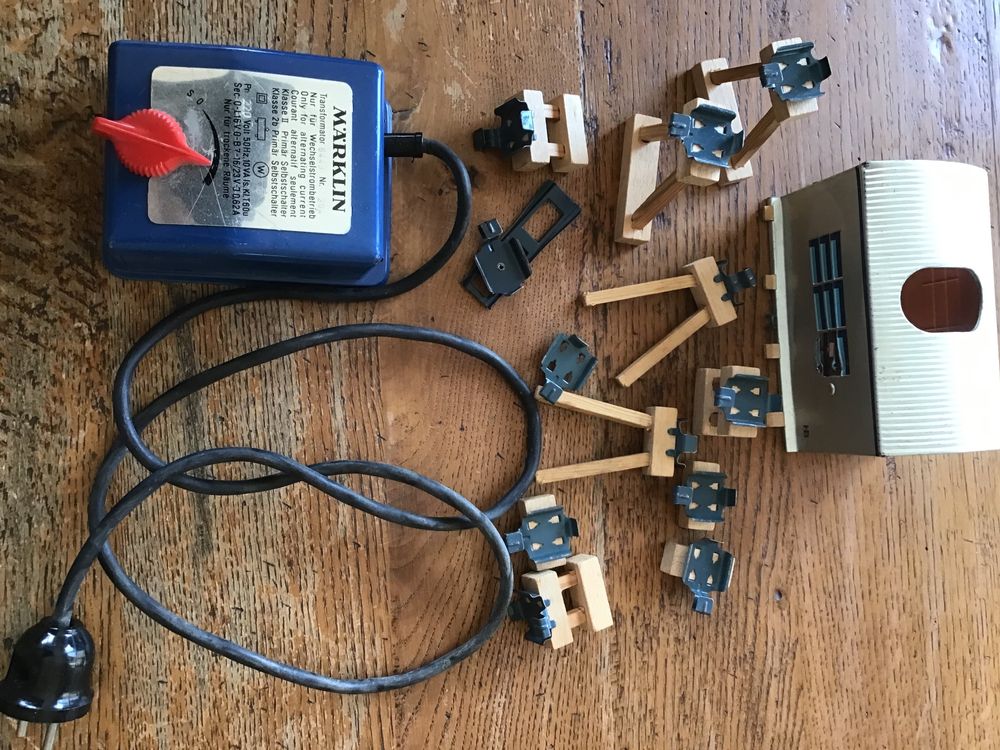 Ancien train « made in US zone » loco wagons rails (D'occasion) à Fully ...