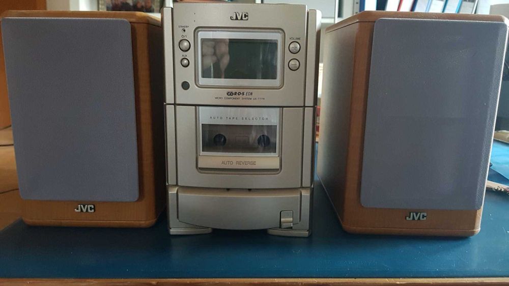 Micro Stereoanlage JVC Model UX-T77R | Acheter sur Ricardo