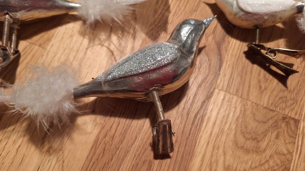 5 Baumschmuck , Vögel weiss , silber , und farbig (Gebraucht) in ...