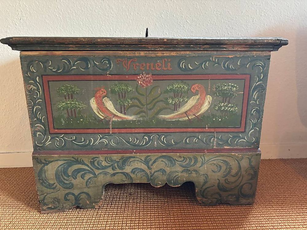 Antike Holzkiste (Gebraucht) in Zürich für CHF 55 – nur Abholung auf Ricardo kaufen