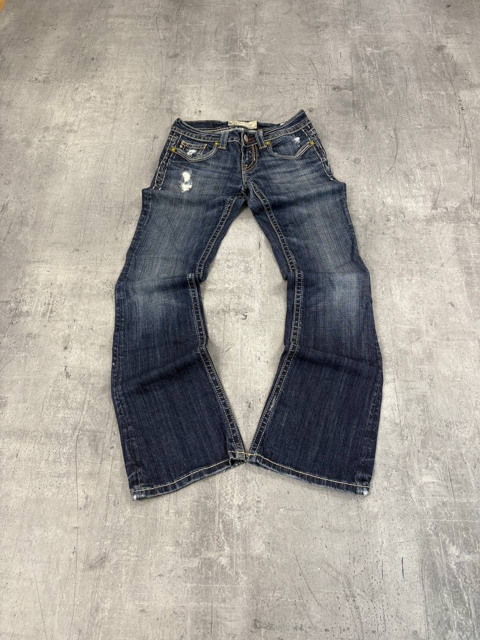 Vintage Miss Me Style Bootcut Low Waist Jeans (S) (D'occasion) à ...
