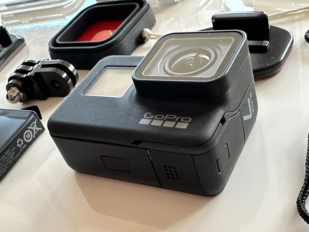 Gopro Hero 7 black mit Zubehör/ accessoires | Kaufen auf Ricardo